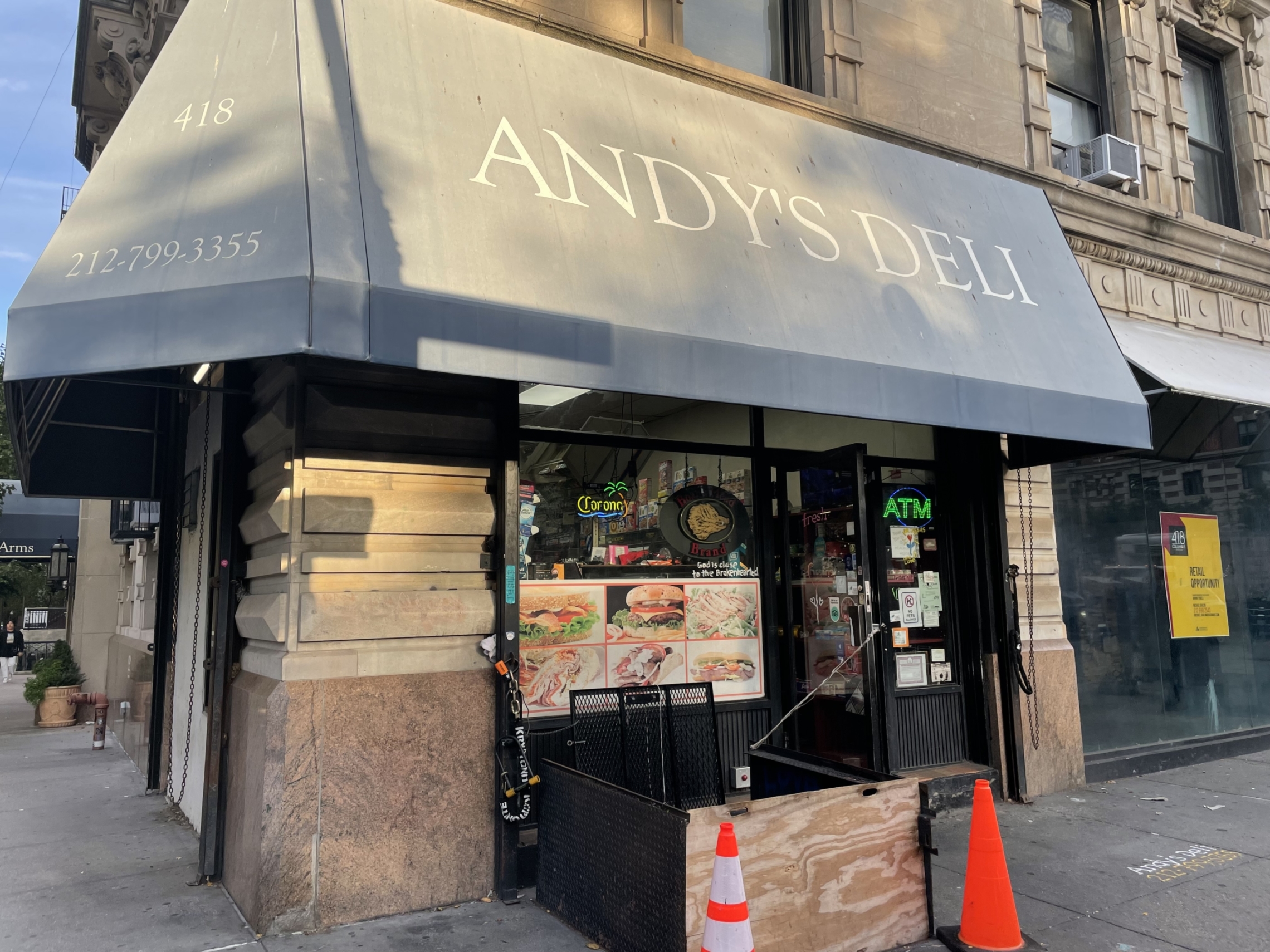 Openings and Closings: LaSalle Dumpling Room, Andy's Deli, Osteria ...