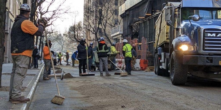 Updated: 700 Gallons of Diesel Fuel Spill at W. 66th Street ...