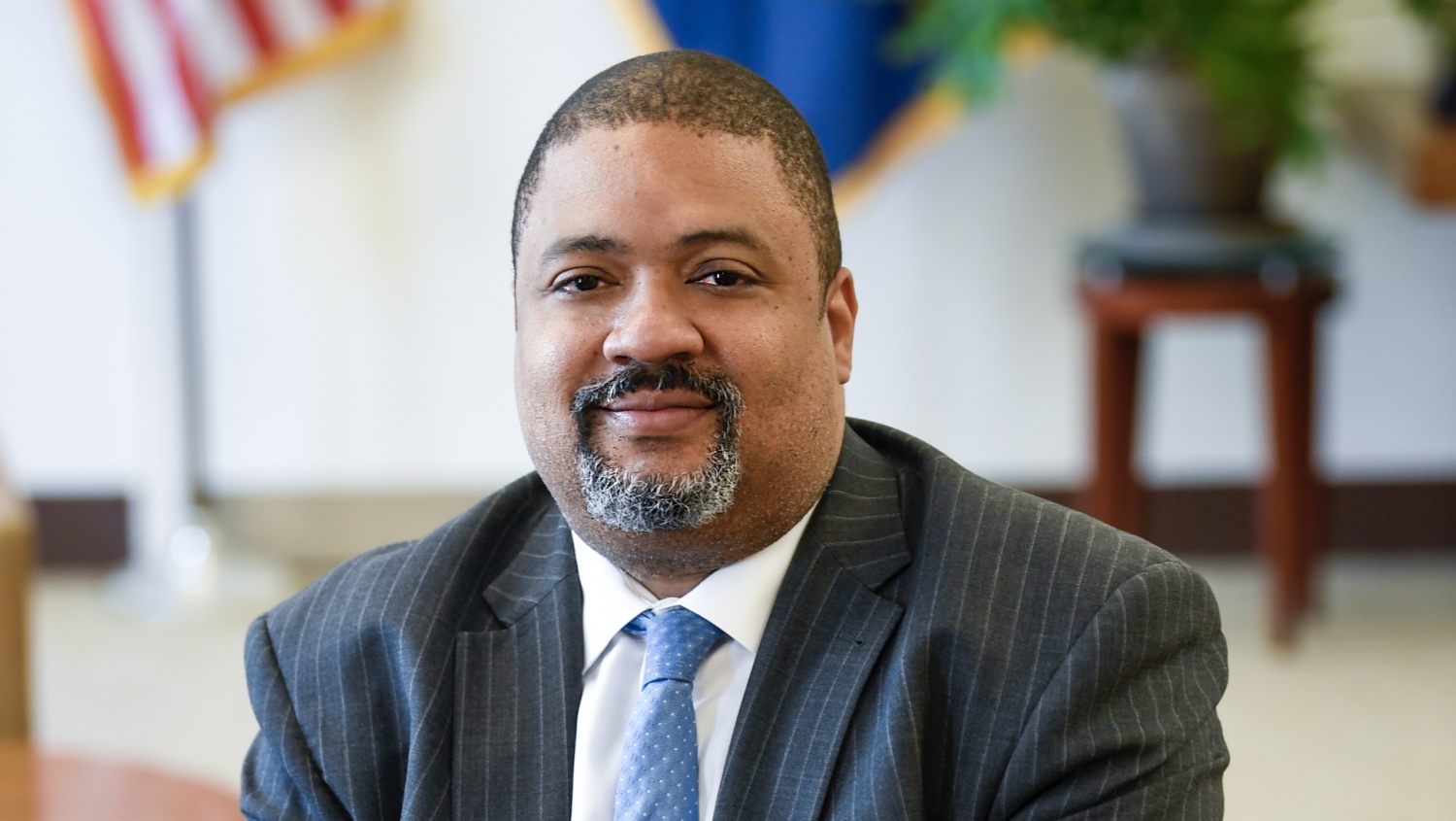 Manhattan District Attorney Speaks to West Side Rag