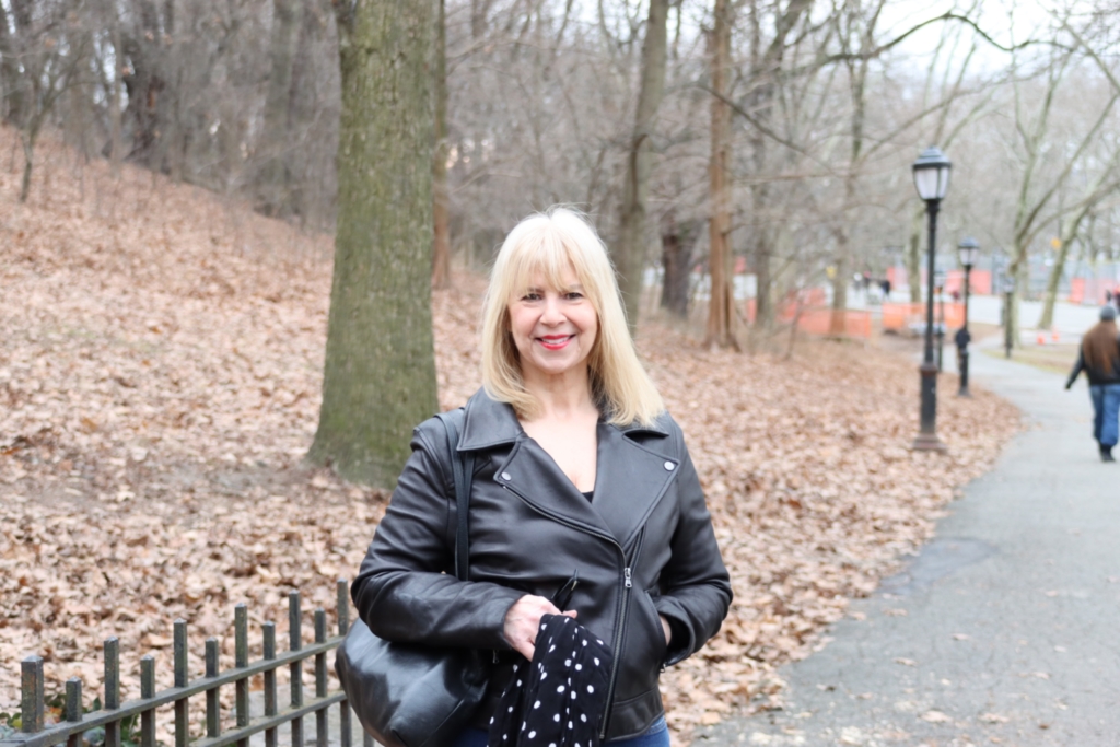 Neighbors Who Write: Robin Landa