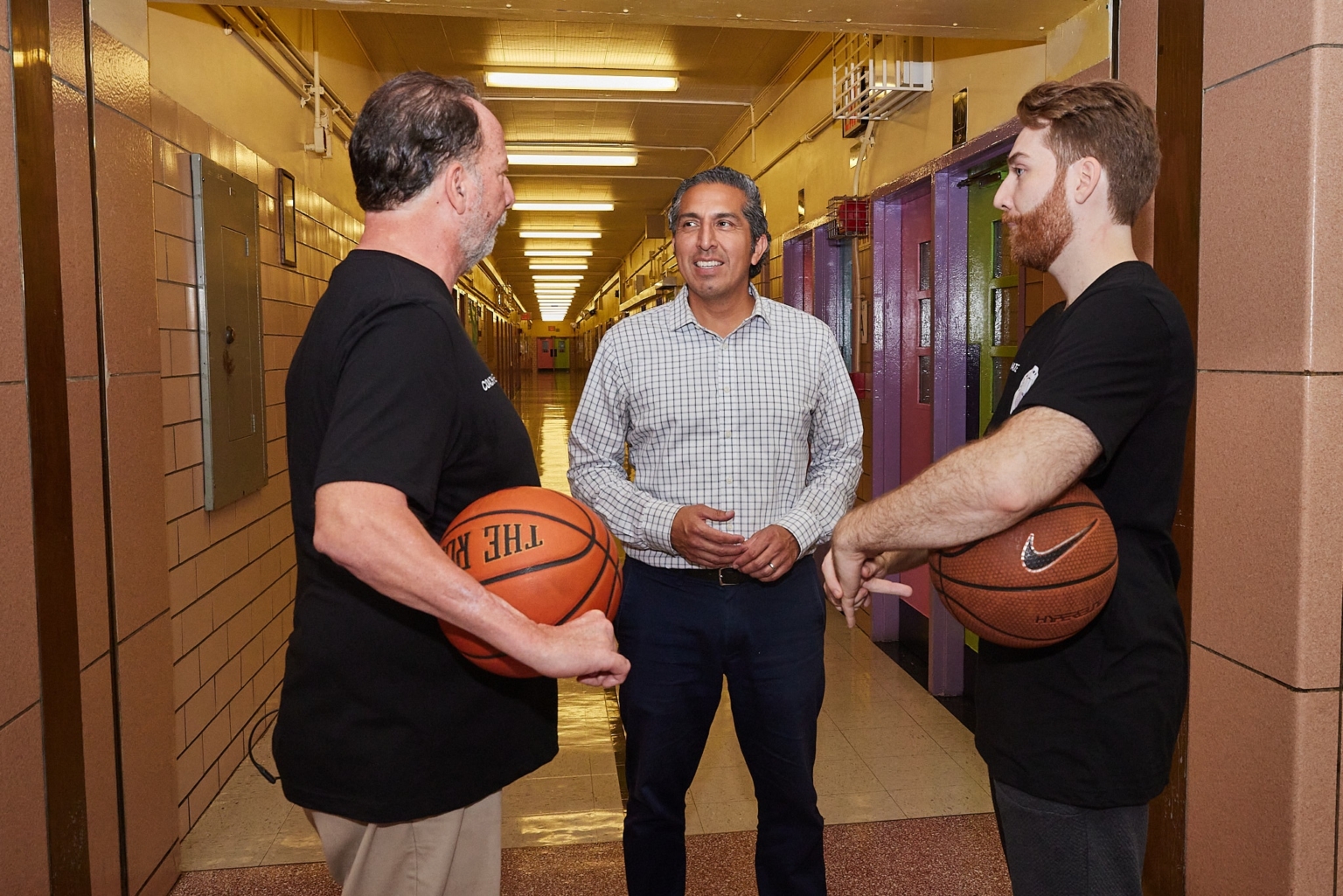 UWS Father-Son Coaching Duo Open Special-Needs Basketball Program at PS 163