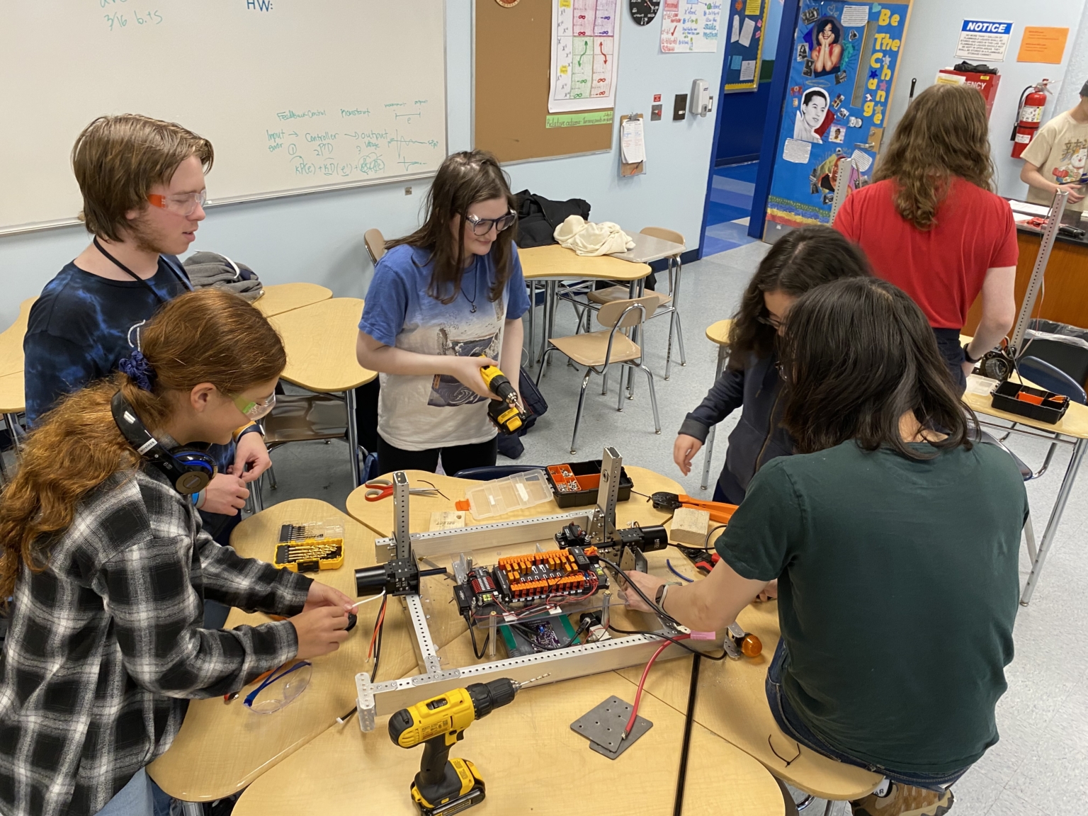 Rookie Robotics Team from Small UWS High School Joining the Giants in ...