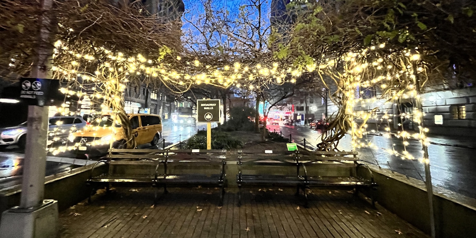 Holiday Lights Set For Broadway Malls Throughout the Upper West Side