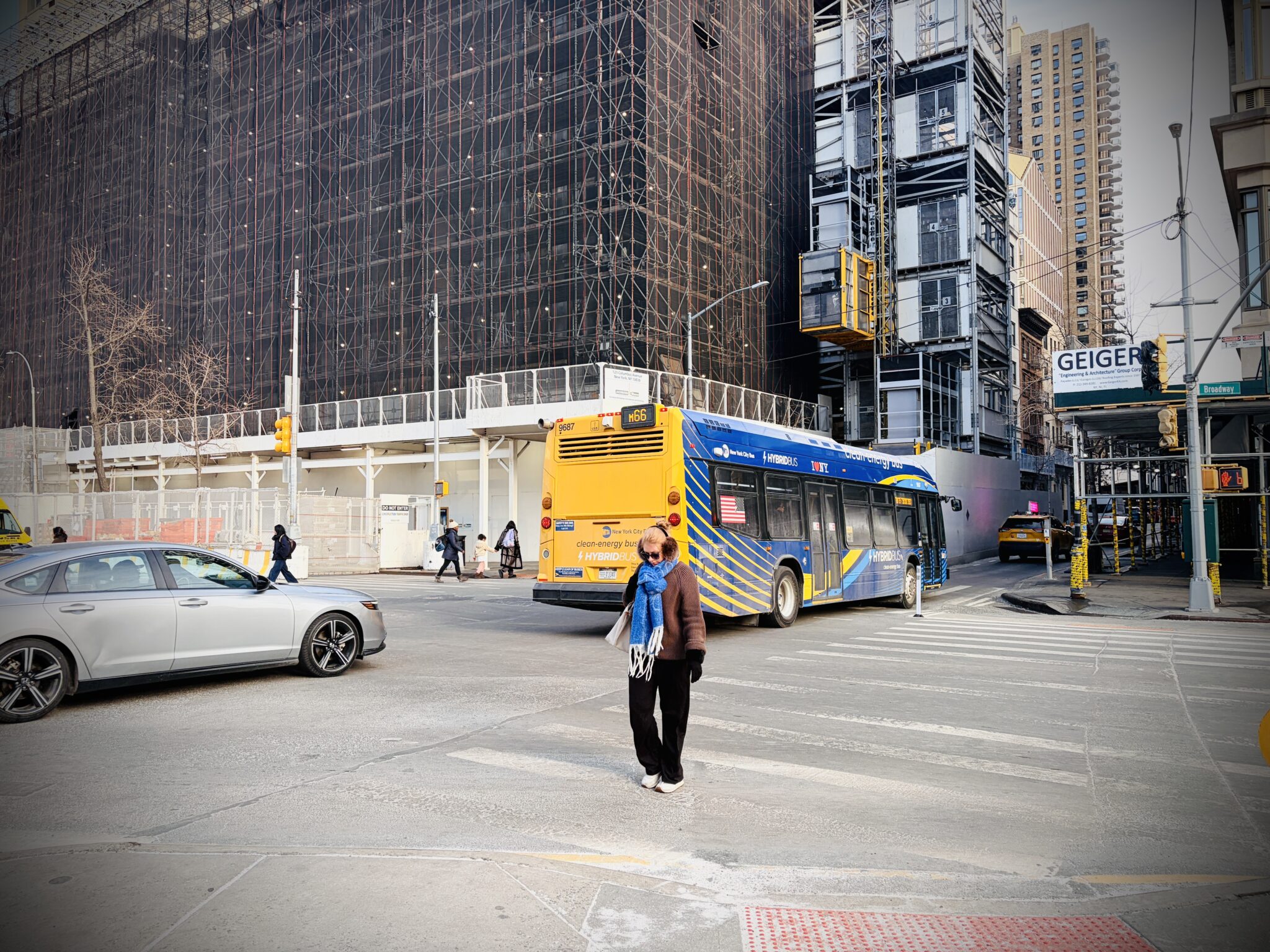 Walkers in the City: In the Way or With the Right of Way?