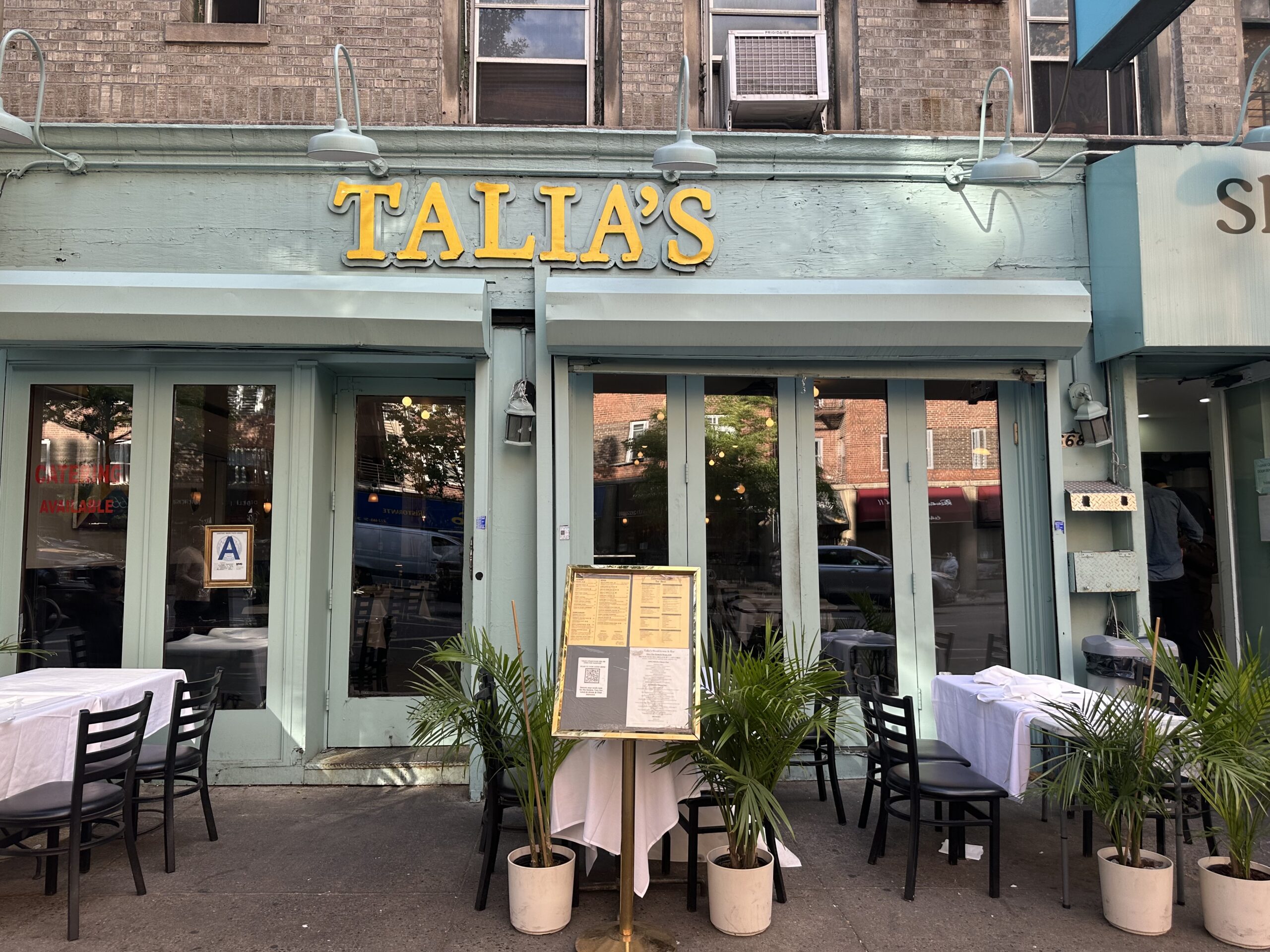 Openings & Closings: Collars & Co.; Neuhaus; Luckin Coffee; West Side ...